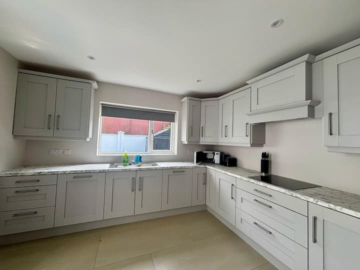 Citystays . Limerick . Sleeps 6 - Limerick, Ireland