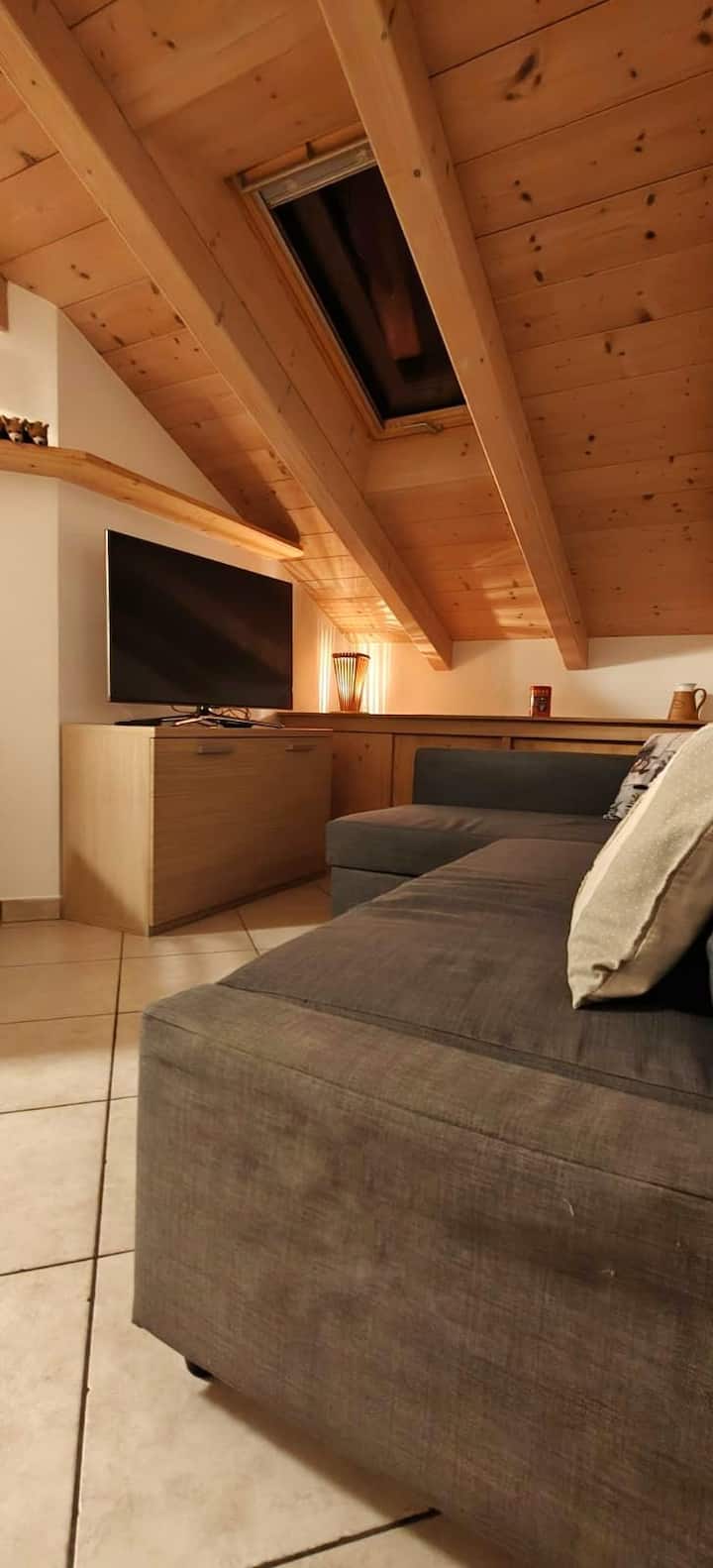 Grazioso Appartamento Mansardato Con 2 Balconi - Predazzo