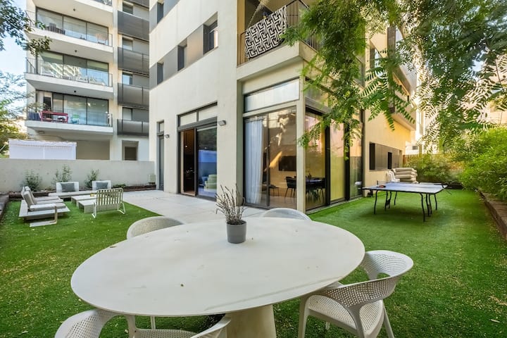 The Garden Luxury 3br With Pool, Parkin Beach Area - Tel Aviv-Jaffa