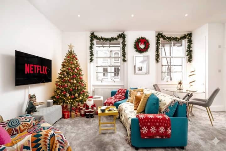 Elegant Kensington Stay | Christmas In London - Forest