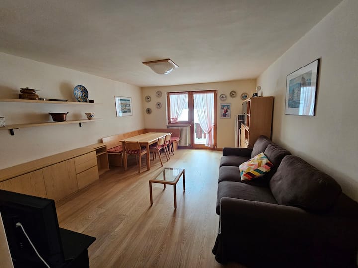 Splendid Chalet 300 Meters From The Slopes - La Thuile