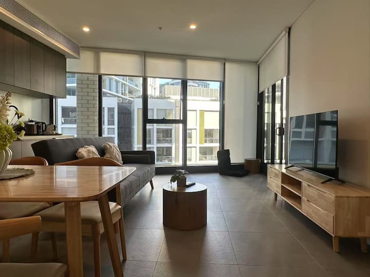 Sleek And Spacious 2 Bd Apartment In Lidcombe - Ryde