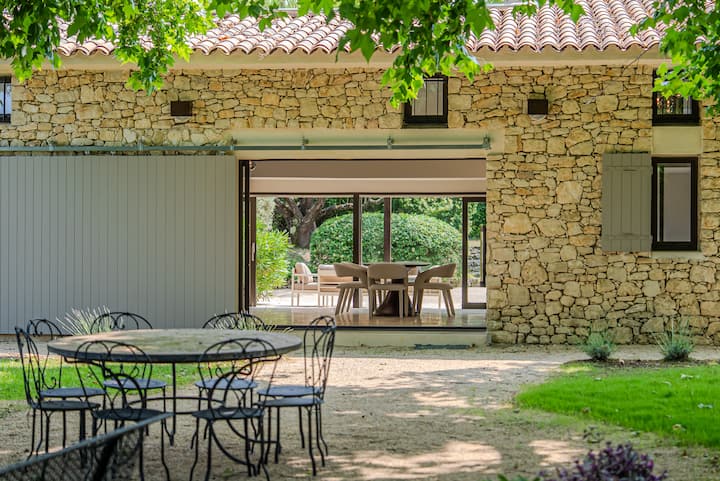 Villa D’exception à Gordes En Pleine Nature - Bonnieux
