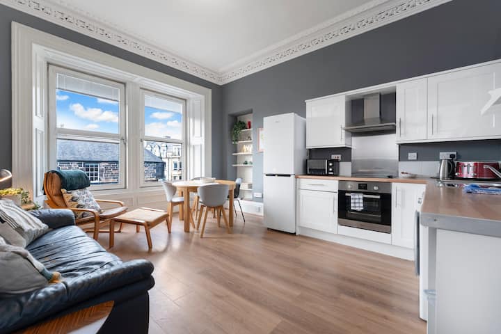 Charming 3-bed Flat In Bruntsfield! - Leith