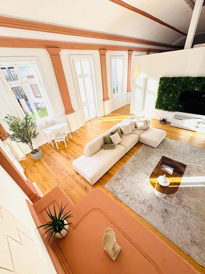 Niro I Exclusive Residence - Historic Ballroom - Pfungstadt