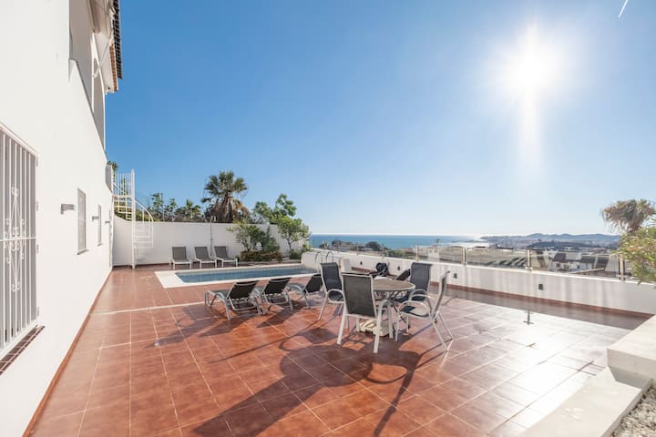 Villa Azure-stunning Sea Views And Private Pool - Fuengirola