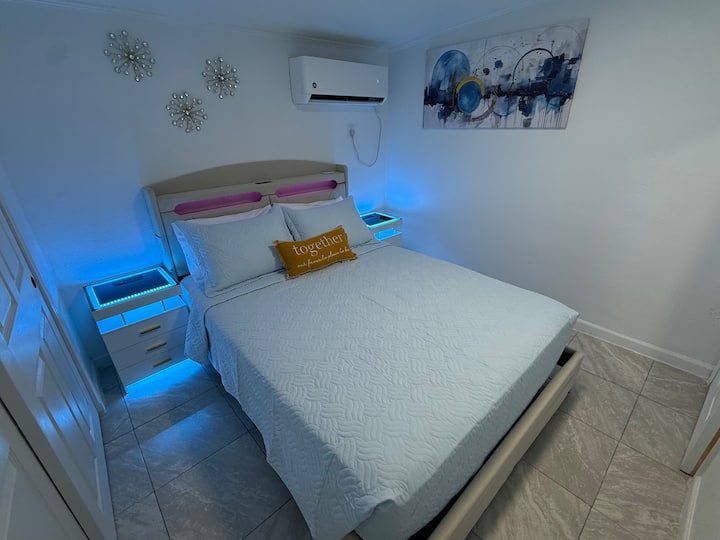 El Shaddai Apartment - Tampa