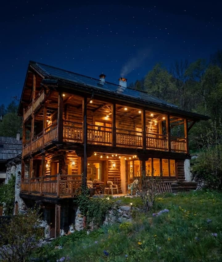 Gîte Chaleureux Dans Le Parc Régional Du Queyras - Abriès