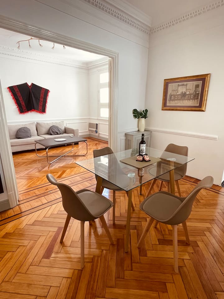 Elegante Apartamento Edificio De éPoca · Obelisco - Buenos Aires