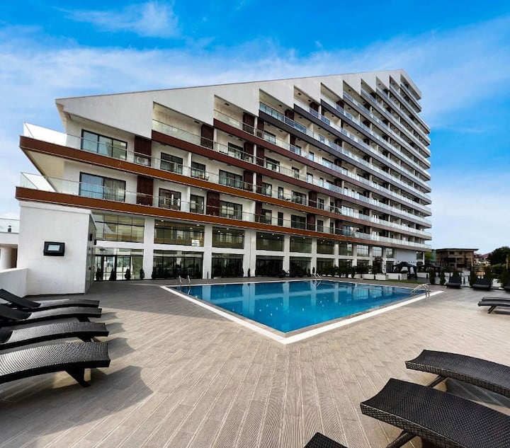 Stylish 1br At Signature|pool, Gym & Fast Wifi - Accra