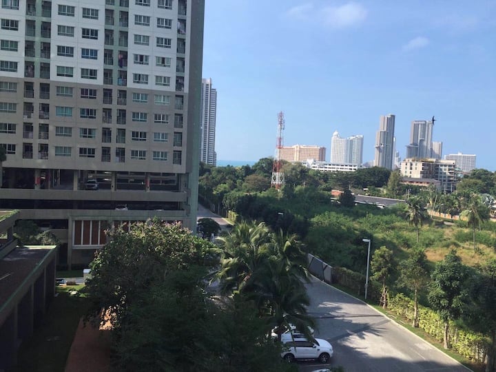 芭提雅那哥隆皮尼 - Pattaya