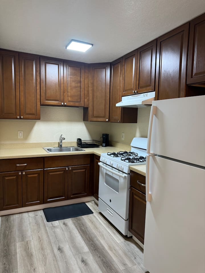Elegant 3 Bedroom Apartment! - Vallejo, CA