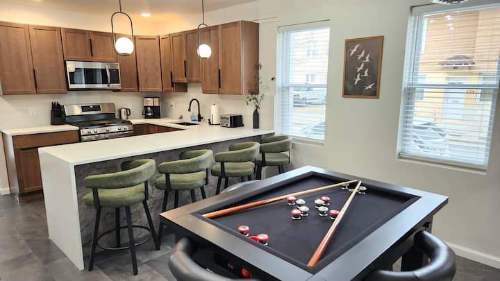 The Row House- Modern, Stylish And Newly Updated! - Atlantic City