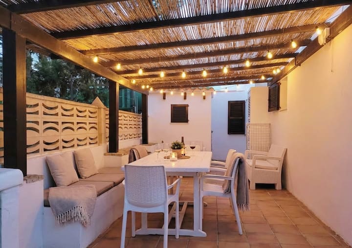 Amplia Planta Baja Con Gran Espacio Exterior - Es Pujols