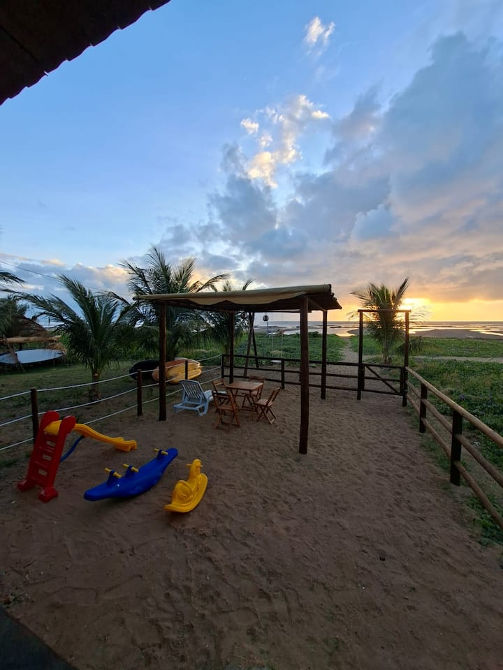 Quarto Duplo Com 2 Camas De Solteiro. - Japaratinga