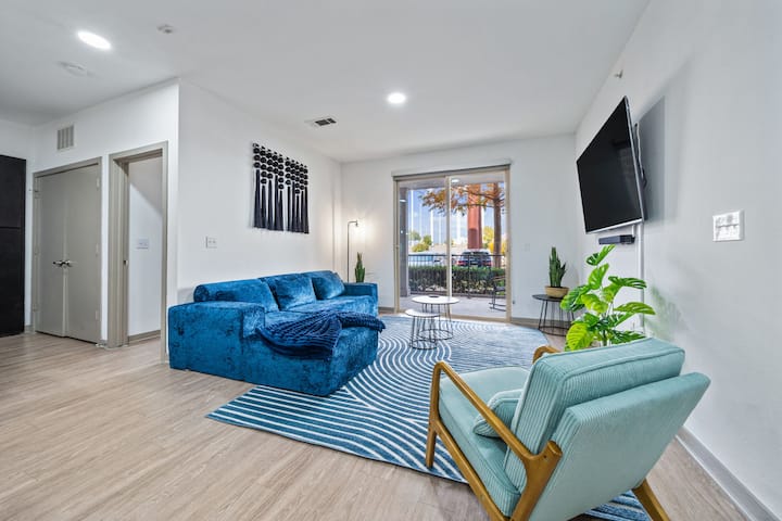 Luxury 2br Stay Near Apple Campus | Walk To Domain - Austin, TX