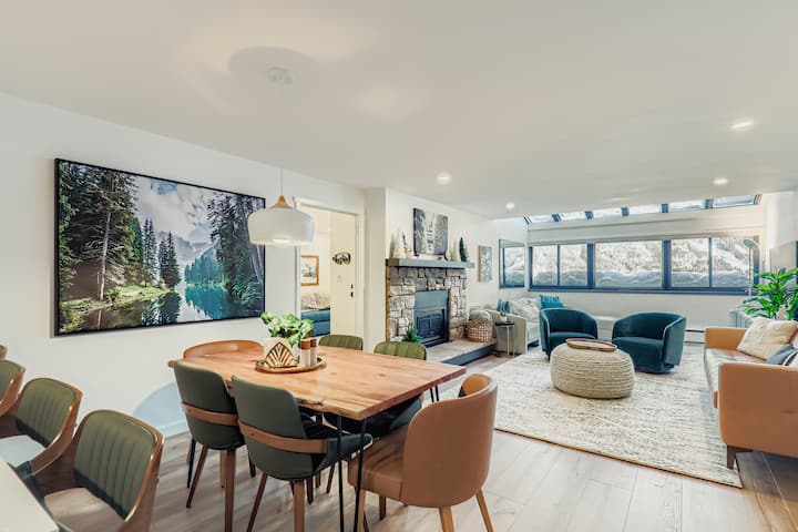 Luxury 7th-floor Designer Penthouse-steps To Lifts - Copper Mountain, CO