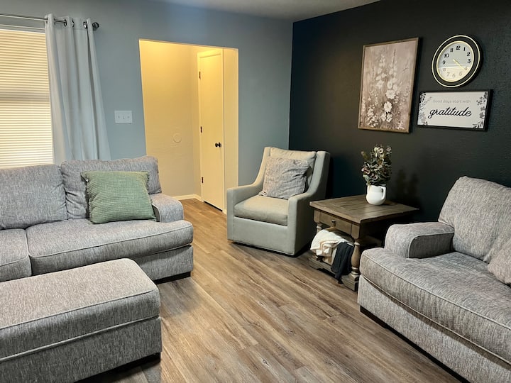 This Apartment Is Super Cute And Cozy! - Lawton, OK