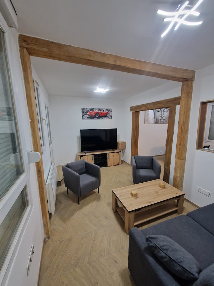 Appartement Moderne Et Chaleureux - Montivilliers