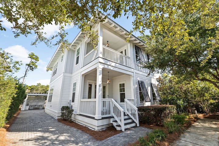Outdoor Oasis! Walk 2 Shops! Lsv, 3 Kings & Bikes! - Seaside, FL