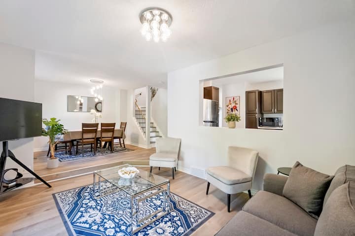 Spacious 4br Retreat Fully Equipped - Ottawa