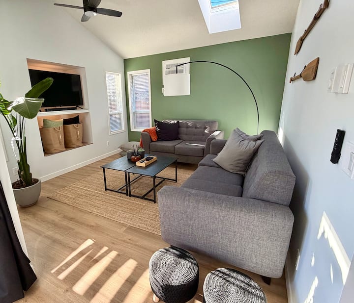 The Central Carriage - Kelowna