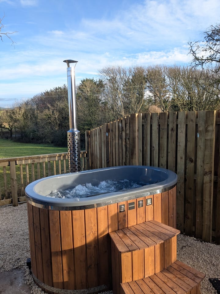 Arcas Cabin - Handcrafted Cumbrian Hideaway - Saint Bees