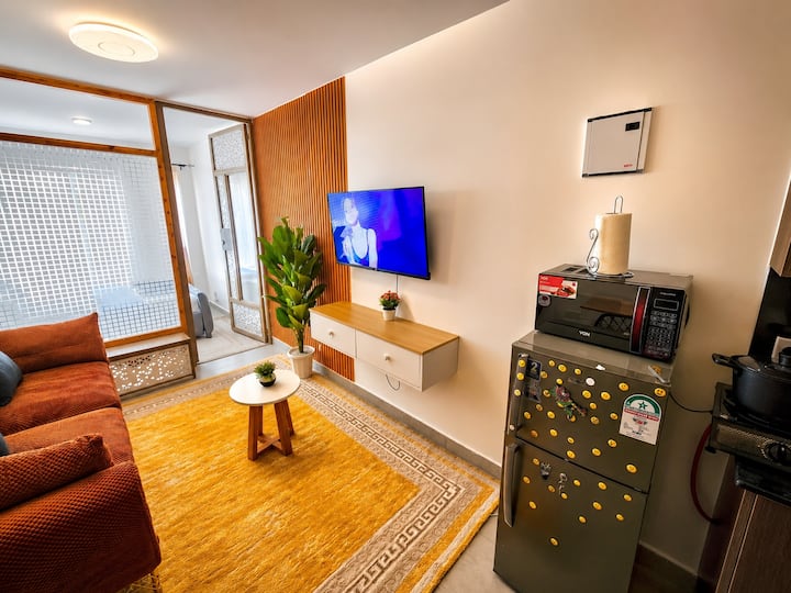 Cozy Modern Studio Wifi, Pool And Self Check-in - Kenya