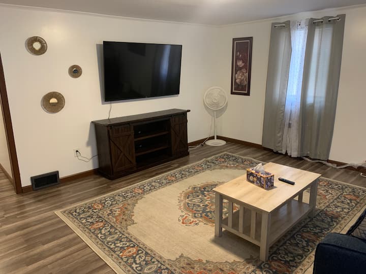 2 Bedroom, 1.5 Bath Apartment In New York Mills - Clinton, NY