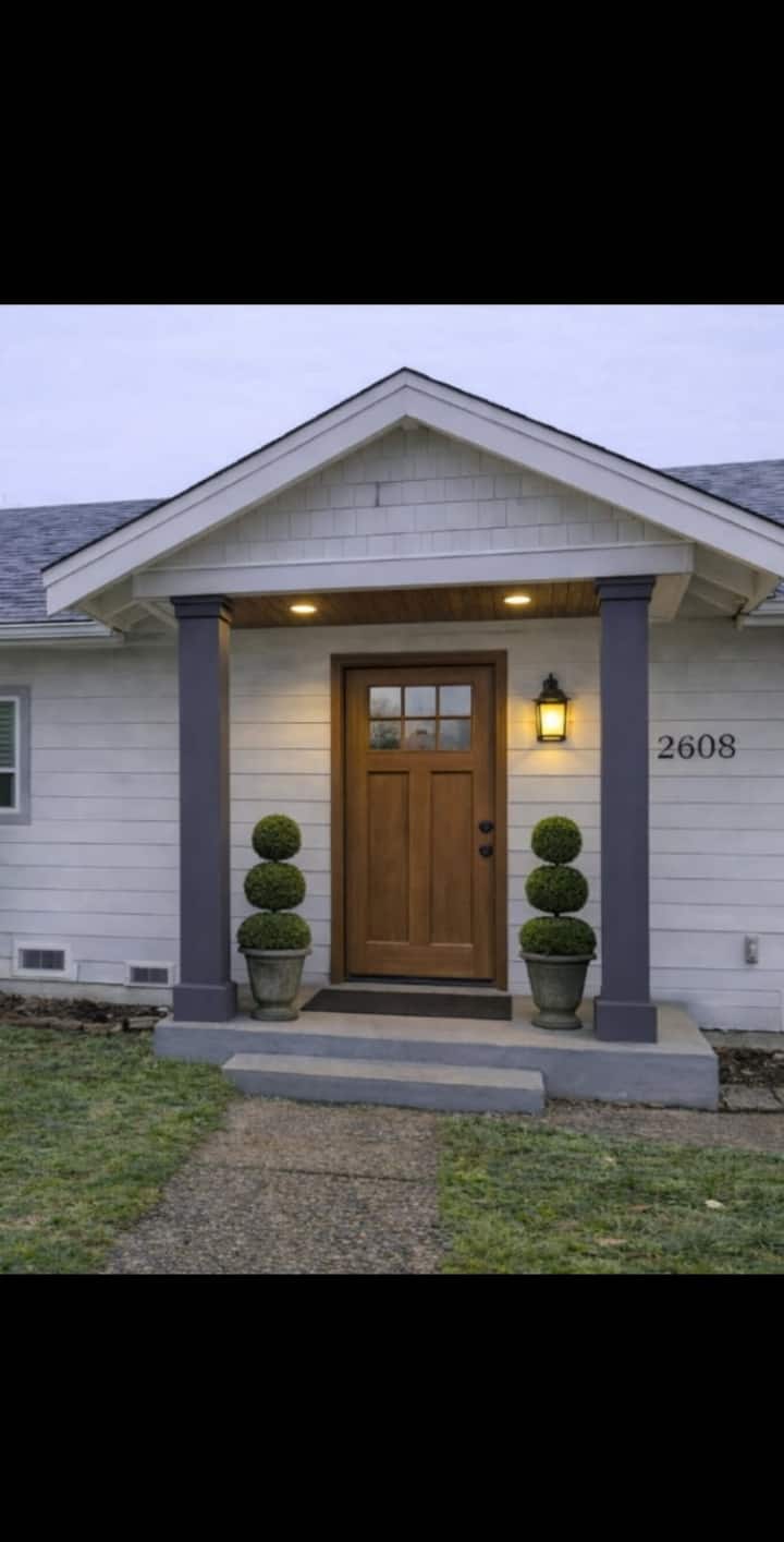 Vancouver Hideaway - Vancouver, WA