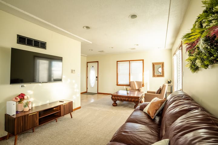 Sonshine Stays - Overland Park, KS