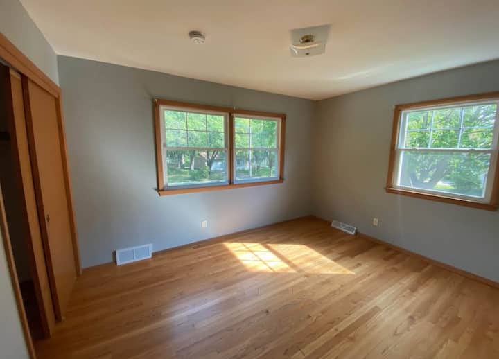 Relaxing Oasis House - Madison, WI