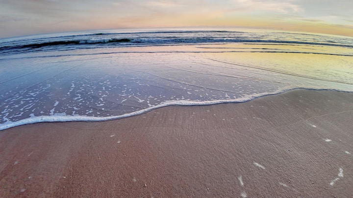 Heated Pool, Patio, 1100 Sqft, 1st Floor Beachside - Daytona Beach Shores, FL