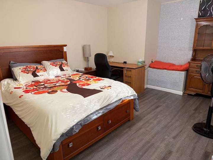 Two Bedroom One Bathroom Unit With Free Parking - Princeton, NJ