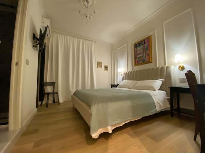 Camera Parigi - Messina