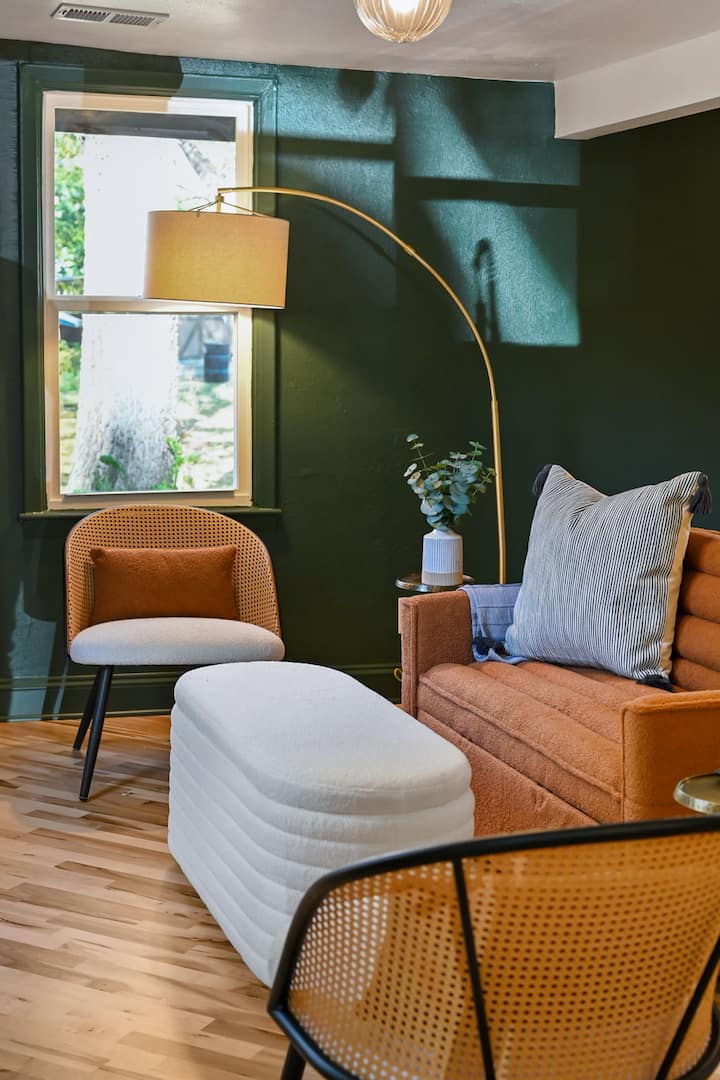 Leaned Cottage Cozy Relax Fifa Word Cup26 - Kansas City, MO