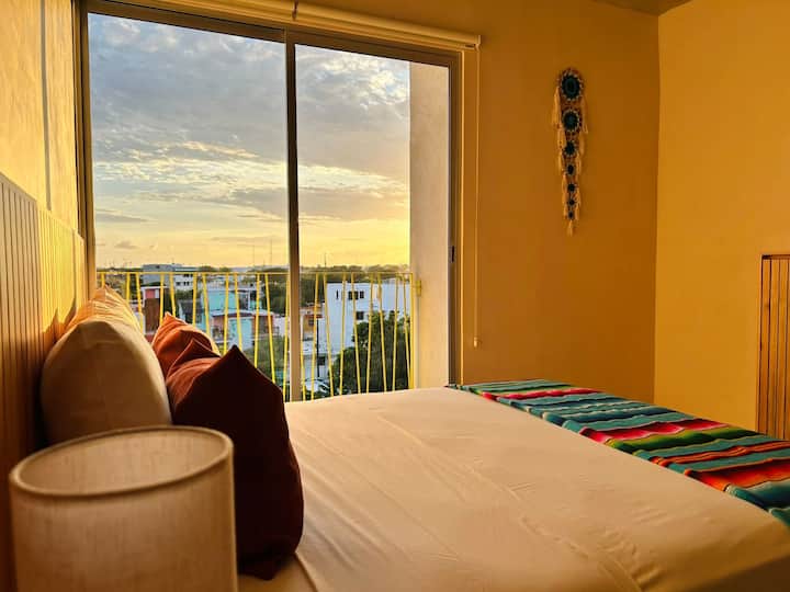 Charming Suite 402 + Pool +Rooftop+ Cancun's Heart - Cancún