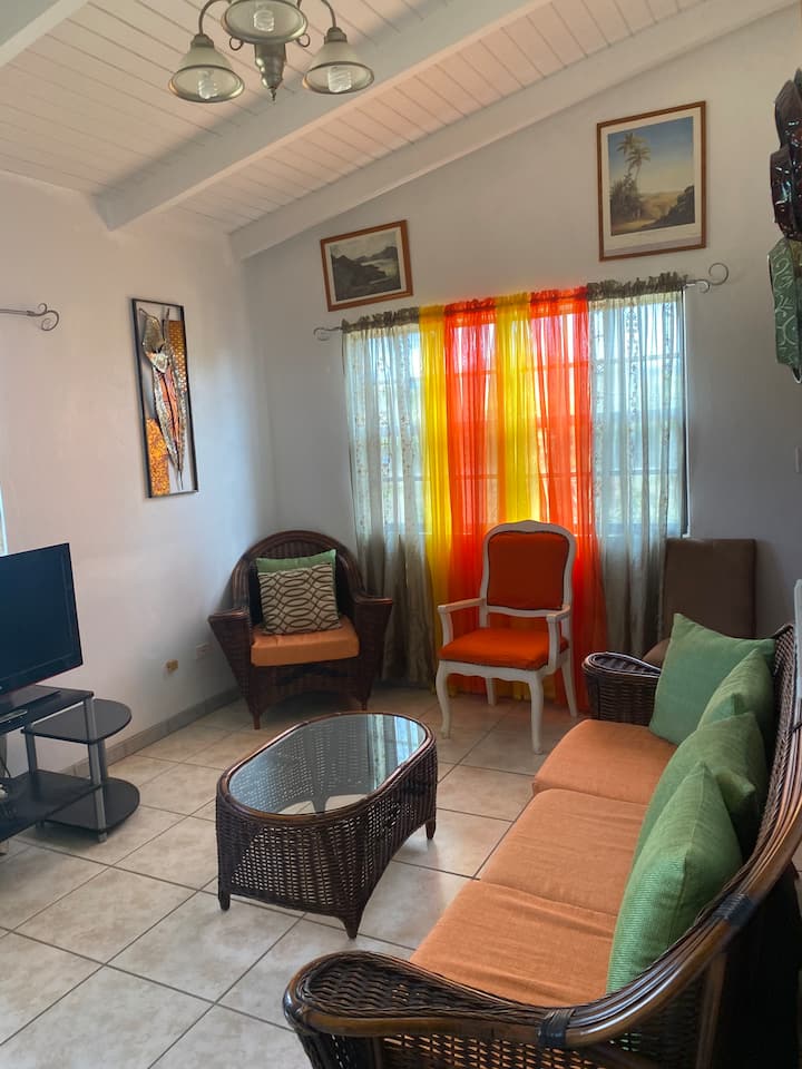 Vee’s Quite Place - Frederiksted