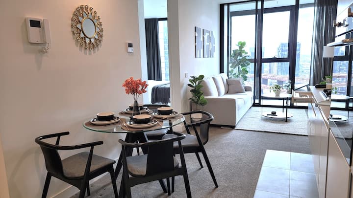 Affordable Stylish Luxury 2br With Views/pool/gym - St Kilda