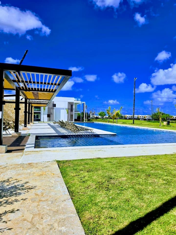 Resort Apartment 2br | Pool, Free Golf Cart, Beach - Punta Cana