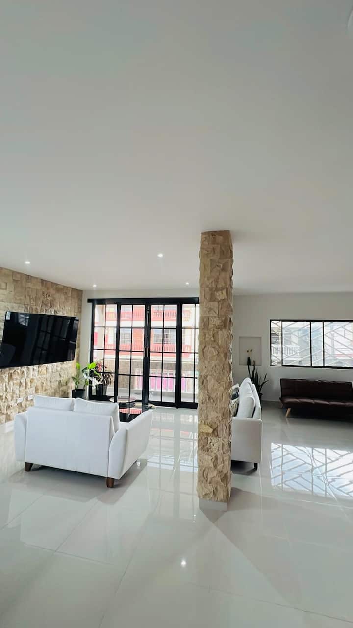 Modern Home-10 Min To Airport-5 Min To City Mall - Guayaquil