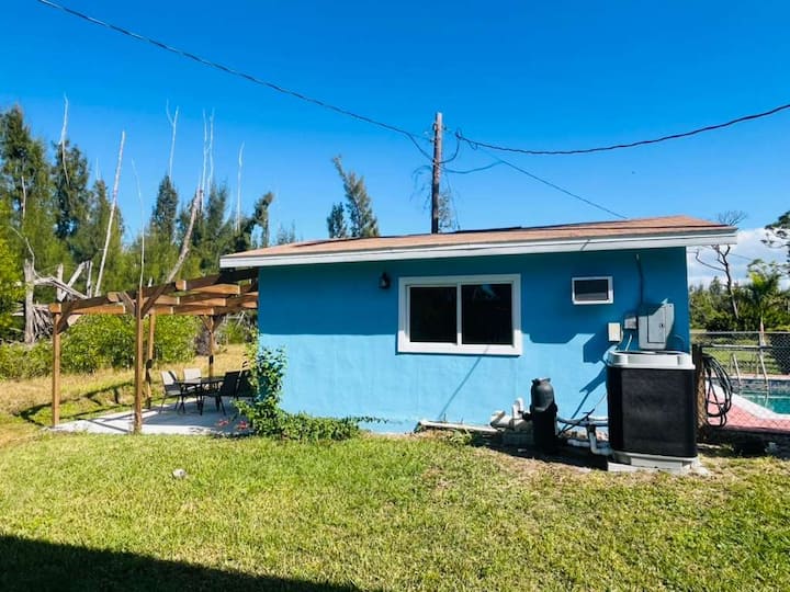 Tiny Home Glamping Unit On 6 Acres In Pine Island - Matlacha, FL