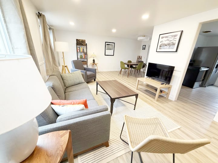 Light-filled 3br Home Backyard Gazebo. - Salt Lake City, UT