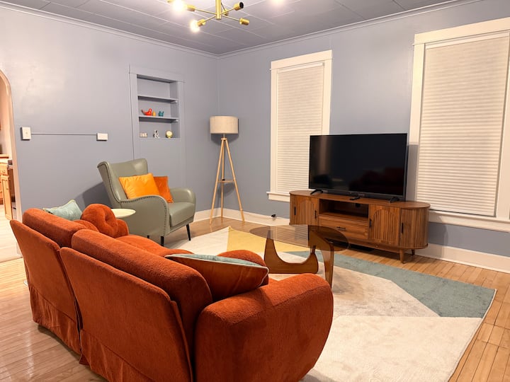 Chic 2br Mid-century Escape In Prime Location! - Watertown, NY