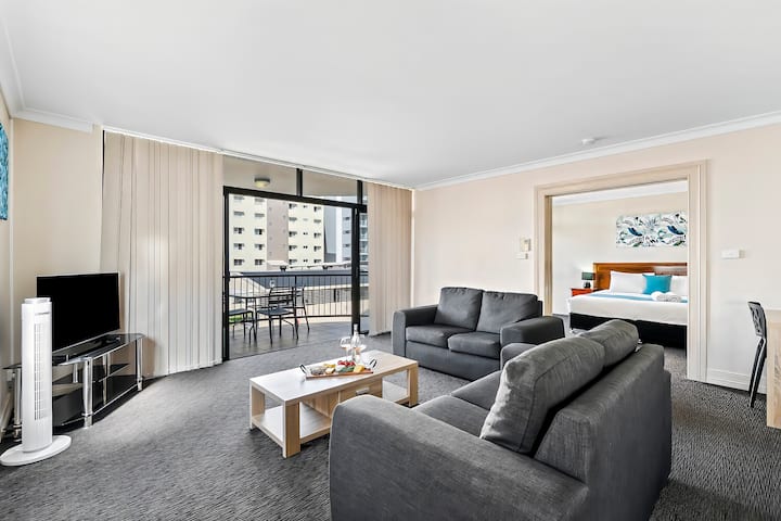 2 Bedroom Executive Apartment - 洛坎普頓