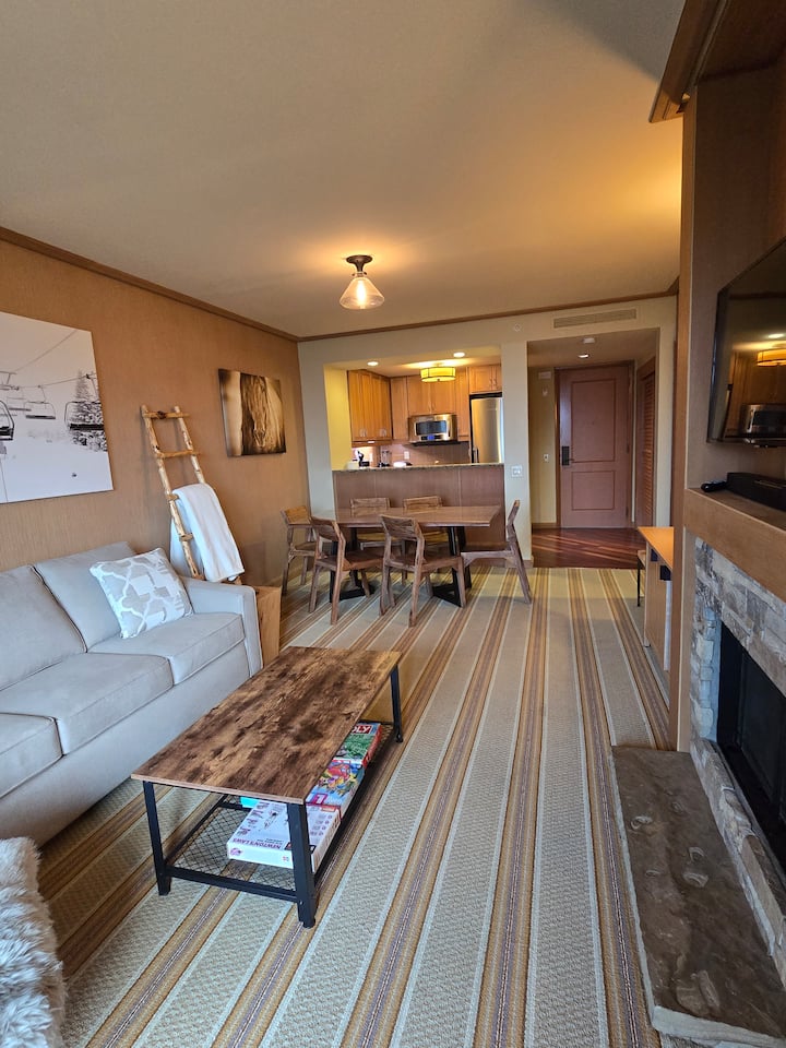 Suncadia Lodge-ground Floor! Pet Friendly - Roslyn, WA