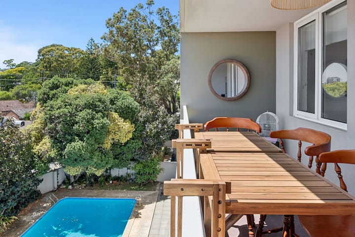 Poolside Paradise - Cottesloe