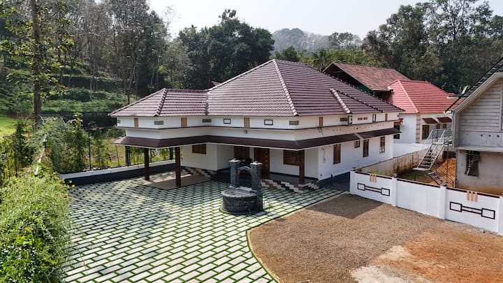 Spacious Villa With All Amenities, Enjoy Your Stay - Pala