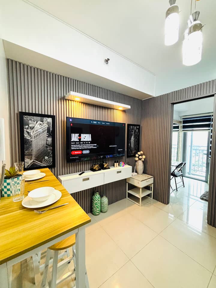 Relaxing 1br,karaoke/massager@grass T4 Sm North - Quezon City