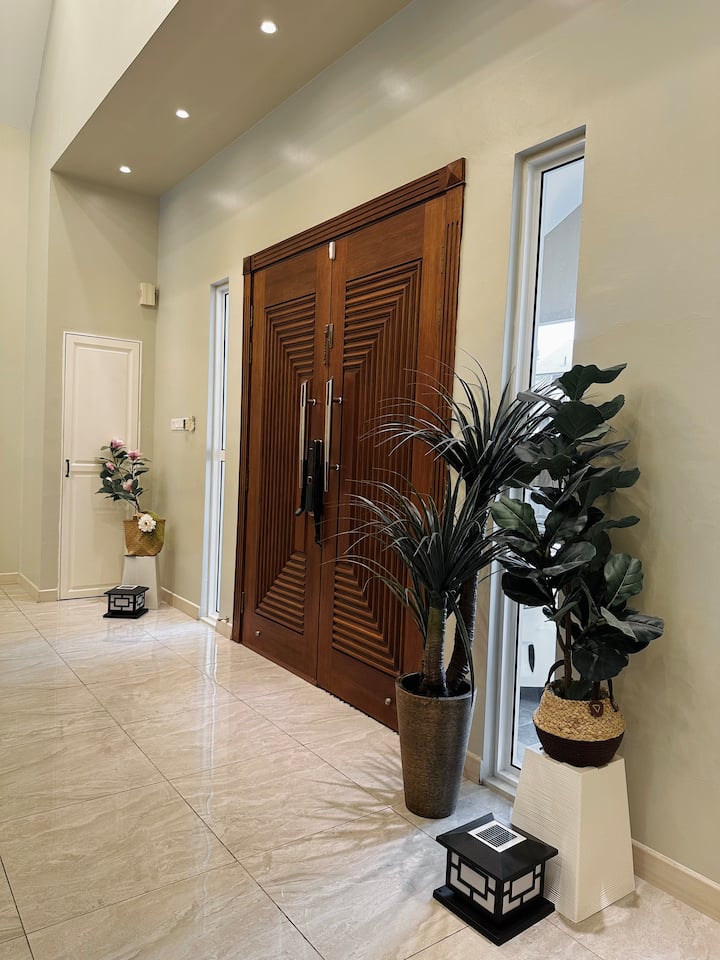 Cozy & Spacious Home With 5br | 40pax Ttm Kajang - Hulu Langat